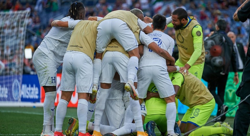 La Selección de Honduras vence en penaltis a Costa Rica y es tercera de ... La Selección de Honduras vence en penaltis a Costa Rica y es tercera de ...